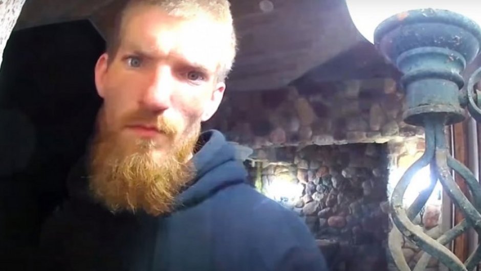 Revelan video del hombre que entró a la mansión de Eminem para matarlo ...